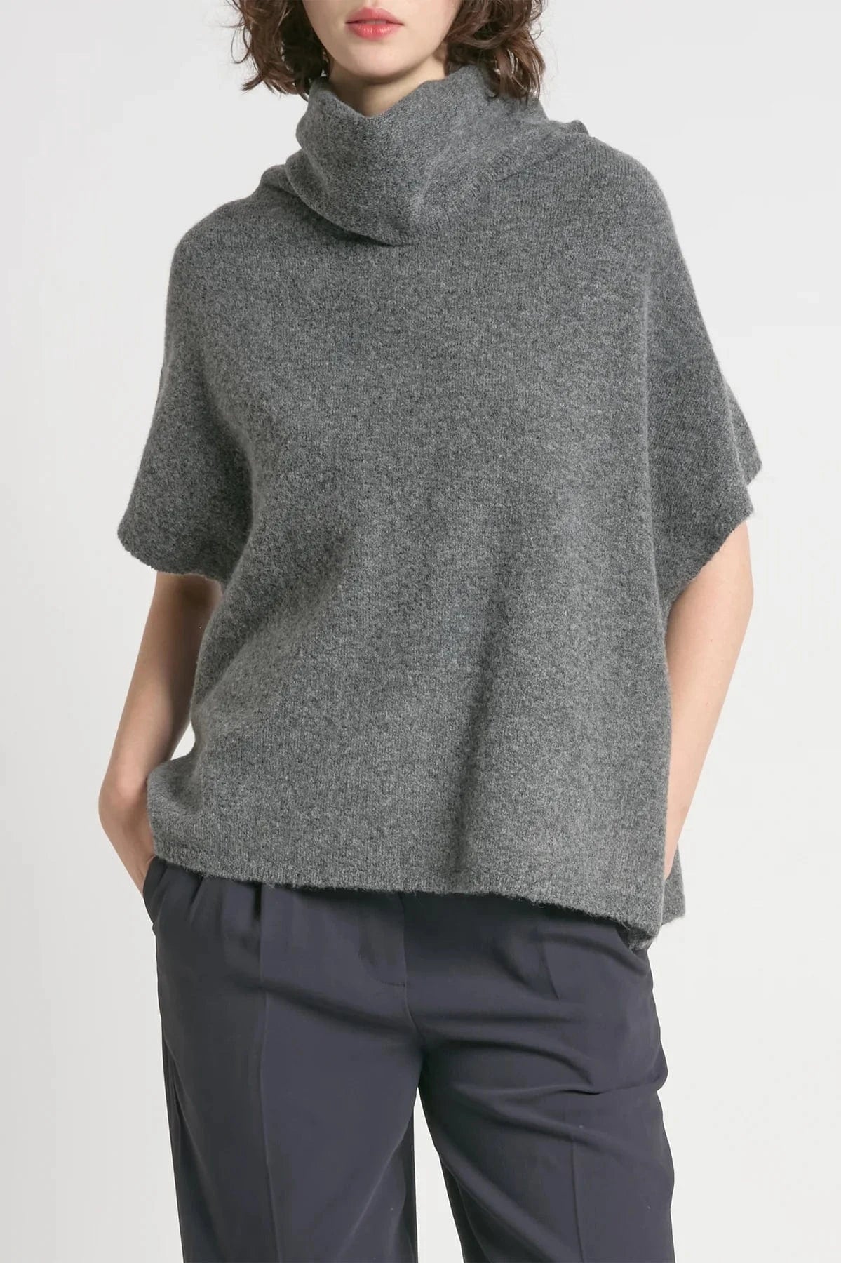 Flowy Neck Sleeved Sweater Vest - Charcoal – Haystacks